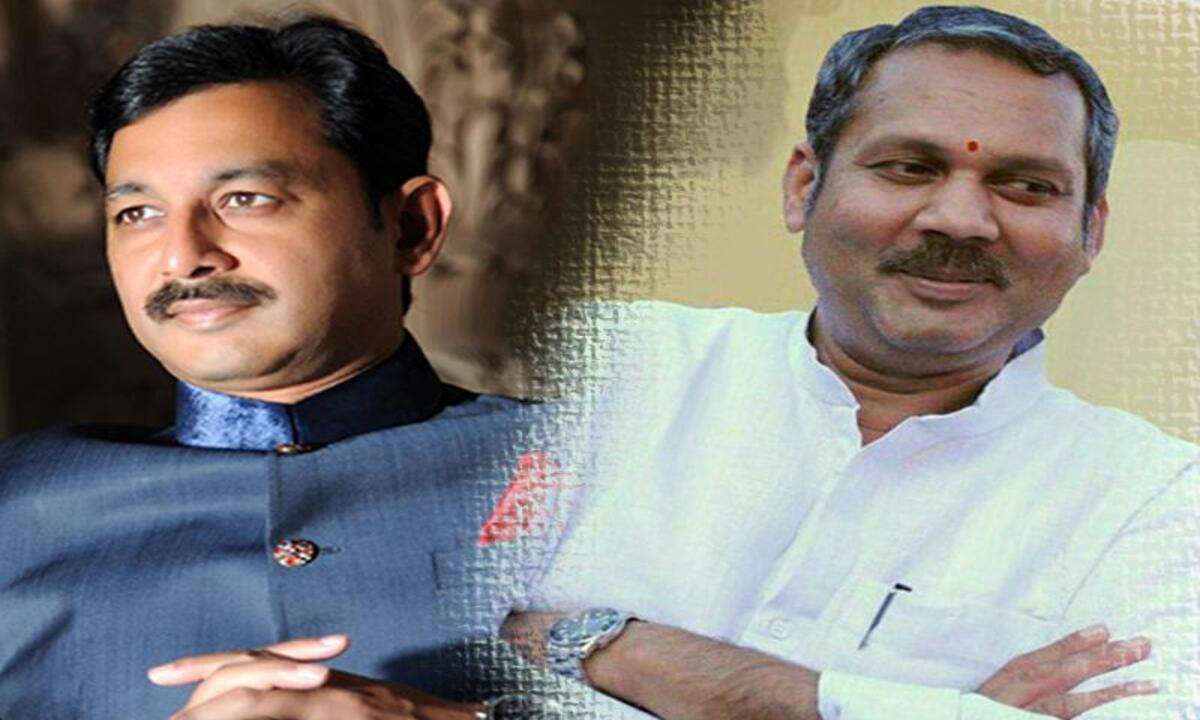 Udayan Raje Sambhaji Raje Met In Pune