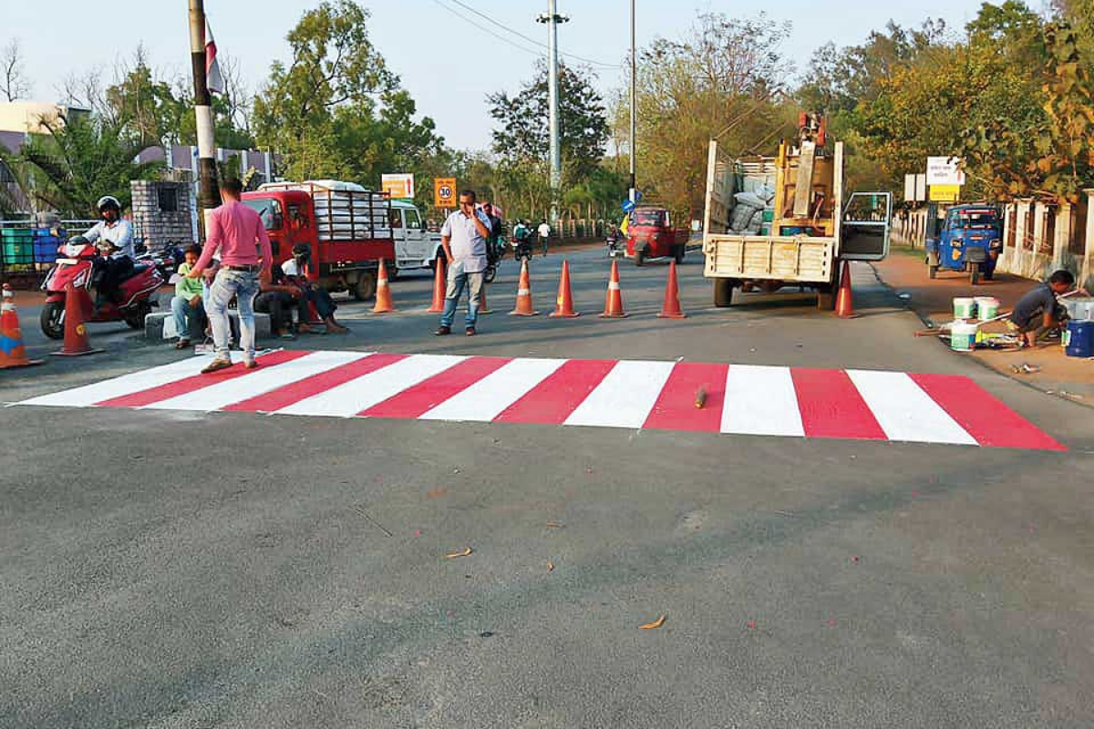 Mumbai To Witness Red And White Zebra Crossing