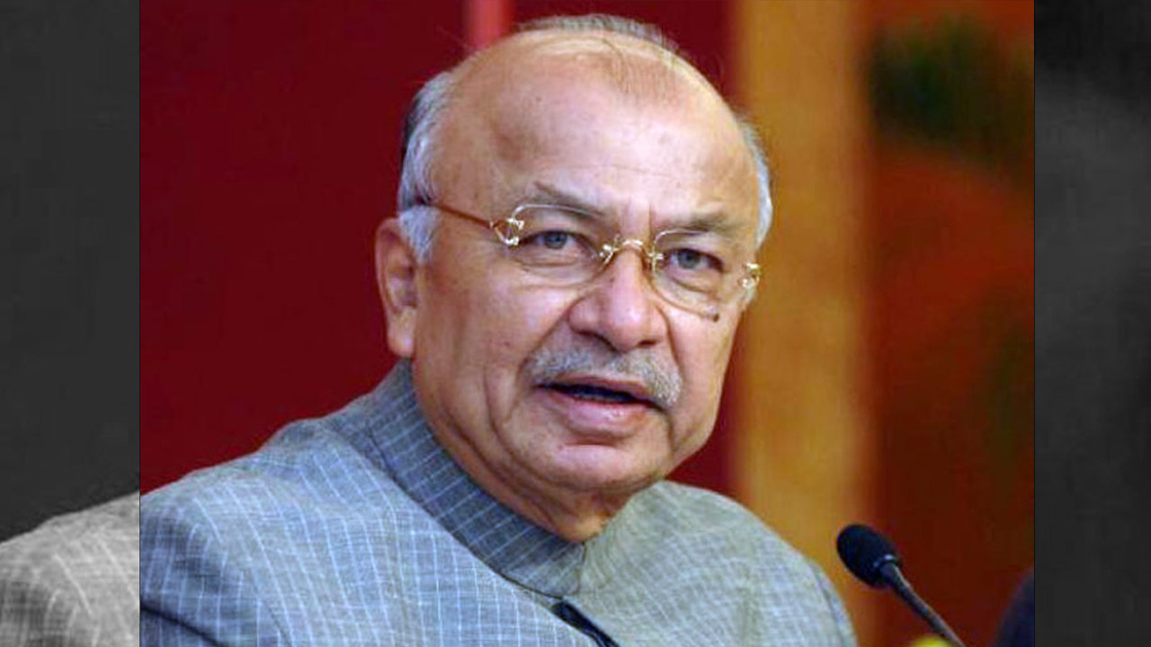 Congress Leader Sushil Kumar Shinde Slams Congress
