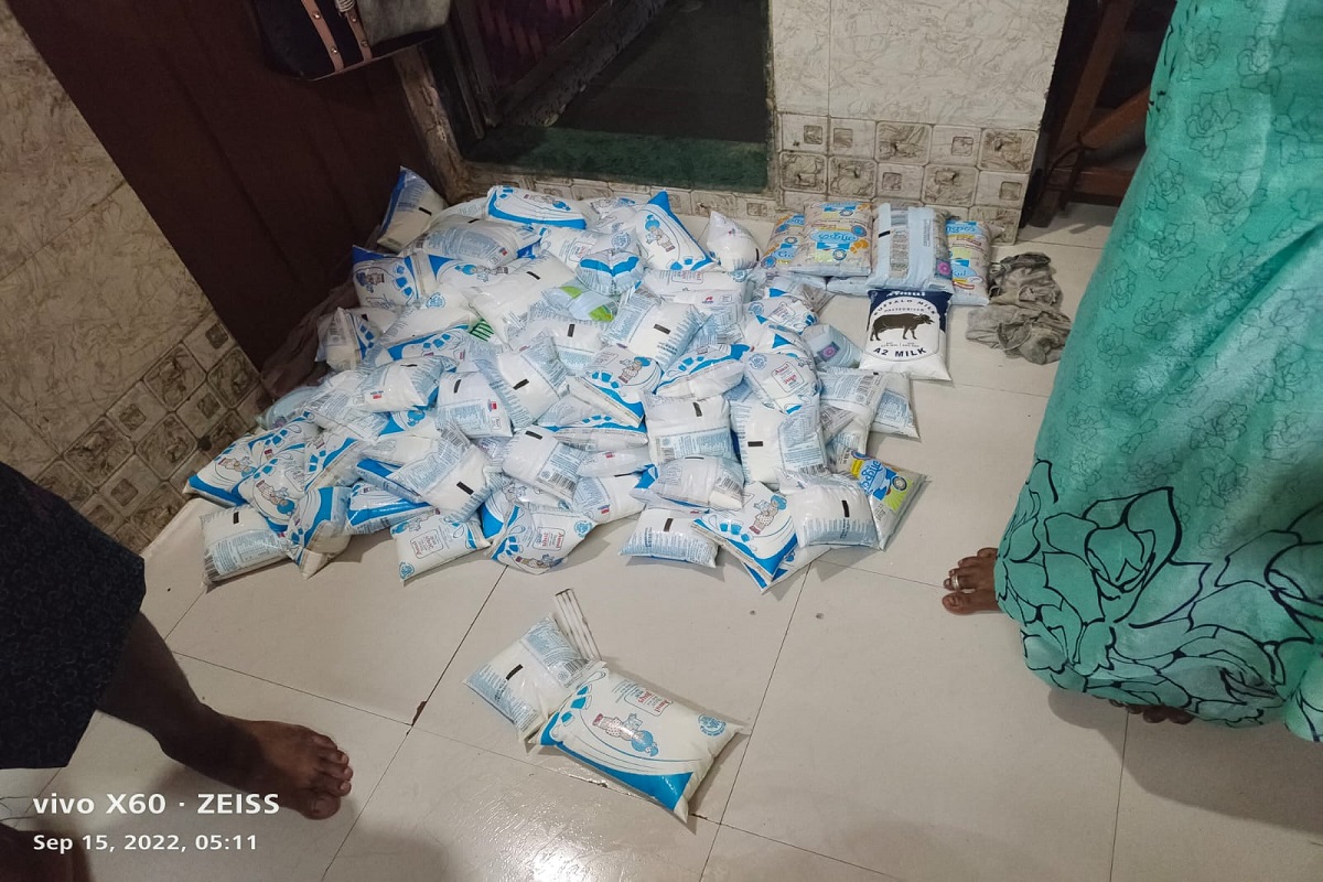 Raid On Sale Of Adulterated Milk 1010 Liters Of Milk Seized Six Arrested