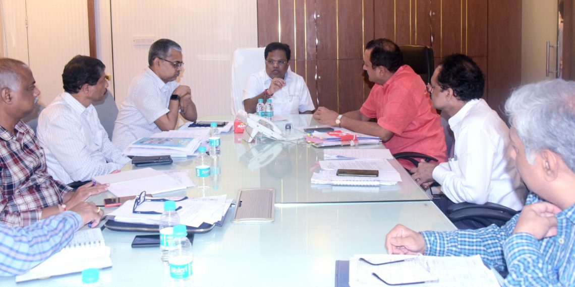 Build A 200 Bed Hospital At Mahad