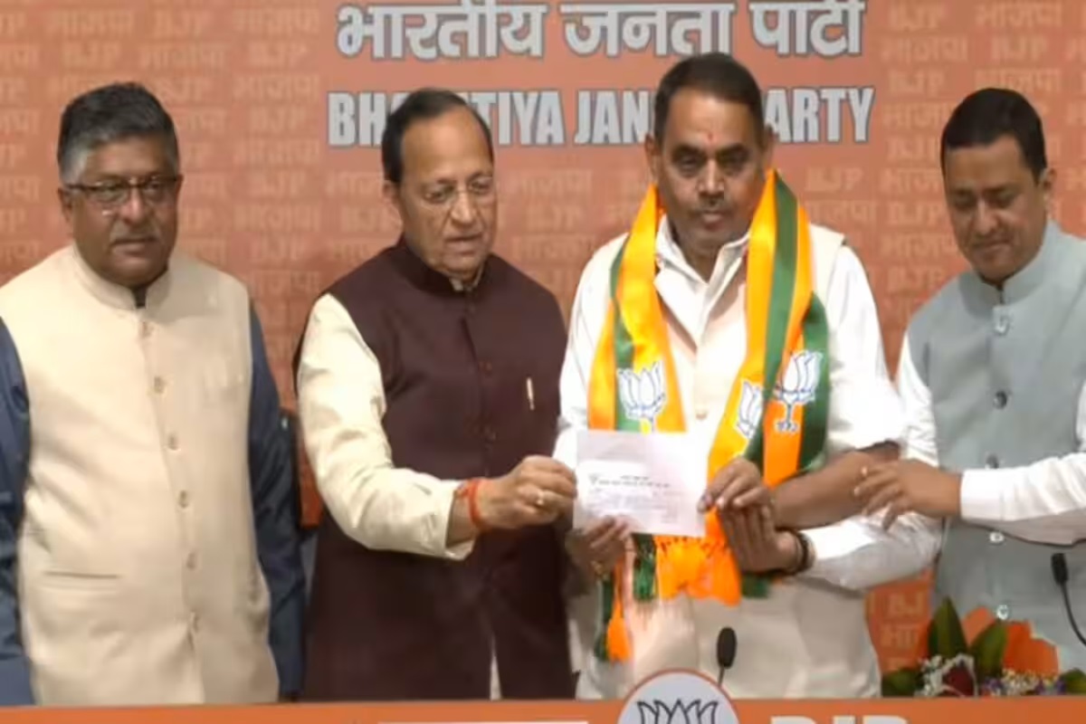 Shock To Congress In Up Former Varanasi Mp Rajesh Mishra Joins Bjp
