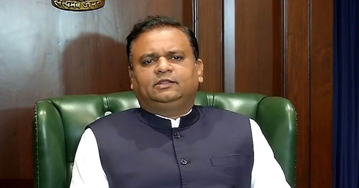 Narwekar Apologises Amid Marathi Pronunciation Row
