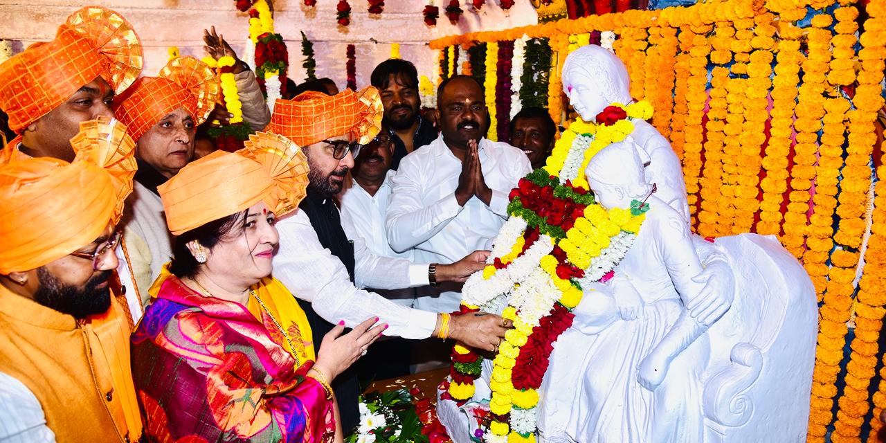 Rajmata Jijau Ma Sahebs Birth Anniversary Was Celebrated With Enthusiasm